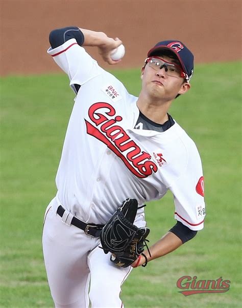 올림픽 효과 박세웅 안경 에이스가 돌아왔다