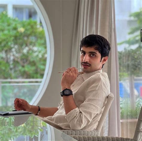 صور منصور ال زايد تبينها؟ ابتسمي وخذيهاꜛ𖤐