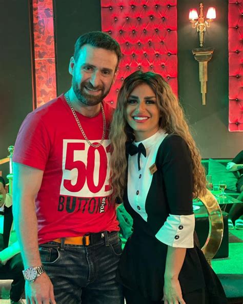 منة فضالي مع نضال الشافعي في كواليس ميني بار