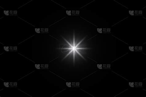数码镜头光晕太阳在黑色背景上爆发