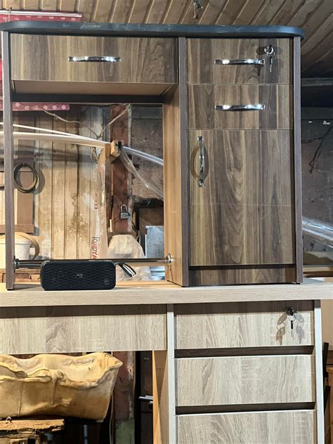 კომპიუტერის მაგიდები