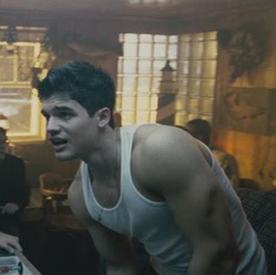 Muscle Male Model Shirtless Actor Steven Strait