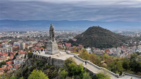 Земетресение от 4 8 по Рихтер разлюля Пловдив Няма данни за пострадали и разрушения