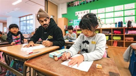 ما لا تعرفه عن المدارس اليابانية School In Japan Youtube