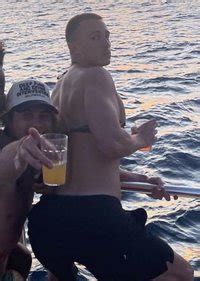 Photo Drew Starkey Netflix Series Outer Banks Page Lpsg