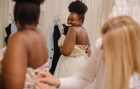 Stunning Plus Size Maternity Wedding Dresses Youll Want To See