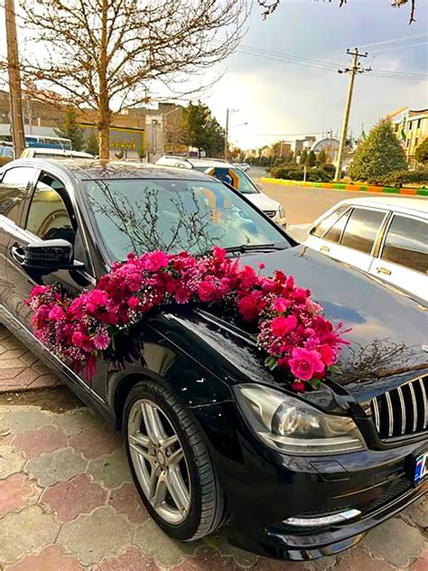 ایده گل آرایی ماشین عروس به سبک لاکچری و مدرنعکس