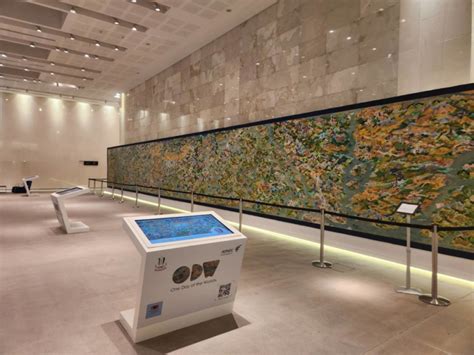 Картина монгольского художника представлена в Абу Даби