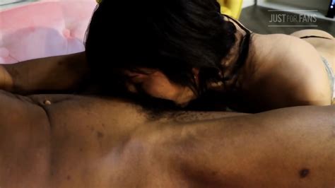 She Swallows The Whole Thing