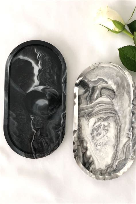 Einzigartige Dekotabletts Aus Epoxidharz Modern Stylisch Und Handgefertigt Schmuck Schale