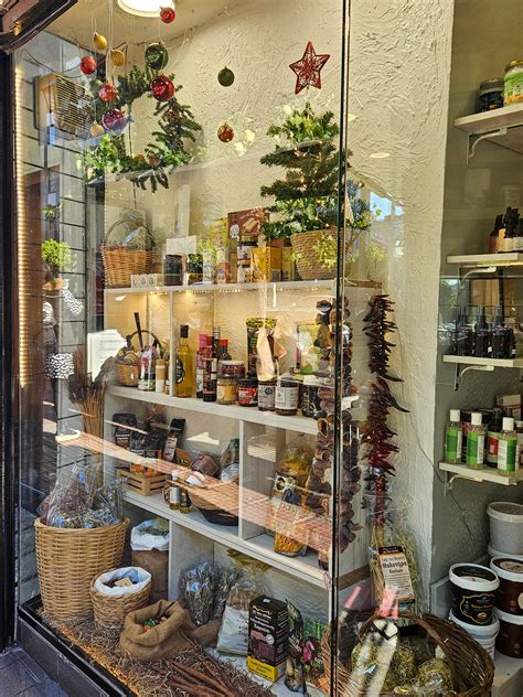 Doxas Μπαχαρικα Βοτανα Αρωματικα Φυτα Το μαύρο κύμινο λαμβάνεται από το φυτό Nigella Sativa