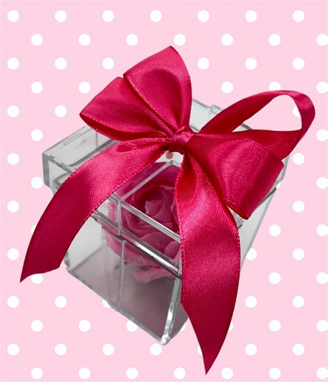 Сапунена роза в прозрачна кутийка Гадже