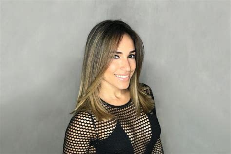 Interview Ana Isabelle Cryptic Rock