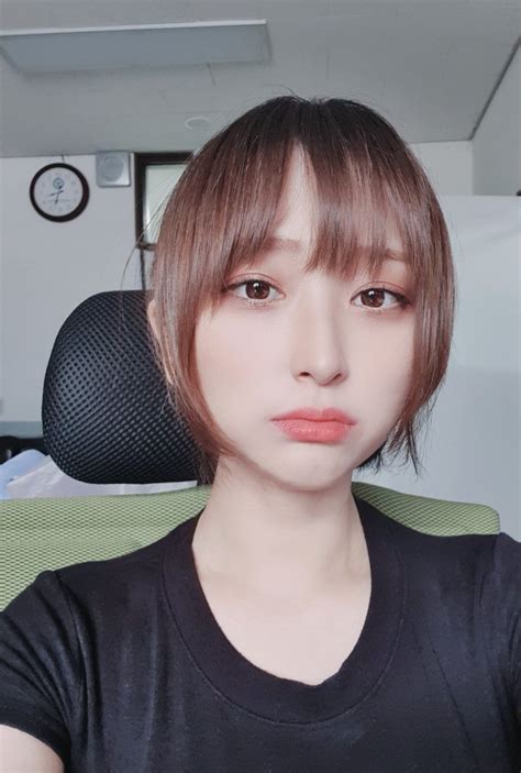 꽁 참 홍 의 딸기님 On Twitter 남편이 고기사준대서 쭐래쭐래 따라 나왔더니 연구실옴😔 선물받은 3090 조립 중 ㅋㅋㅋㅋㅋㅋㅋㅋㅋㅋㅋㅋㅋㅋㅋㅋㅋ