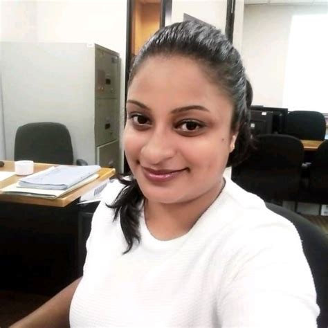Roshini Fernando Senior Cooperate Banking Support Assistant Nations Trust Bank Plc Linkedin