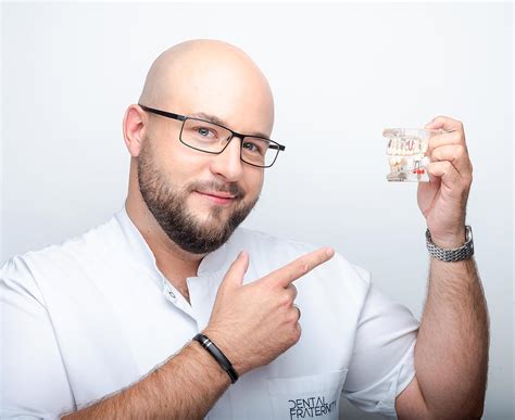 Rafał Dąbrowski Dental Fraternity