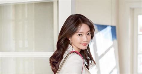 신민아 과즙미 터지는 상큼한 비주얼 봄 여신의 귀환