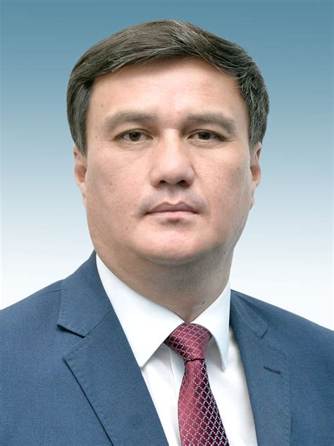 Сведения о руководстве