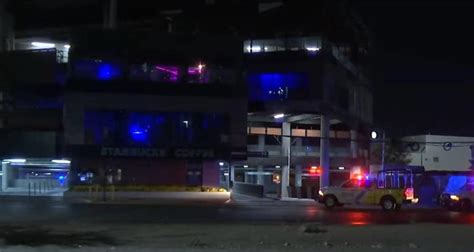 Asesinan A Hombre En Estacionamiento De Plaza Comercial