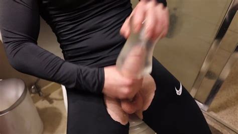 Femboy Usando Um Fleshlight Para Se Fazer Fluir Com Esperma Pornhub Com