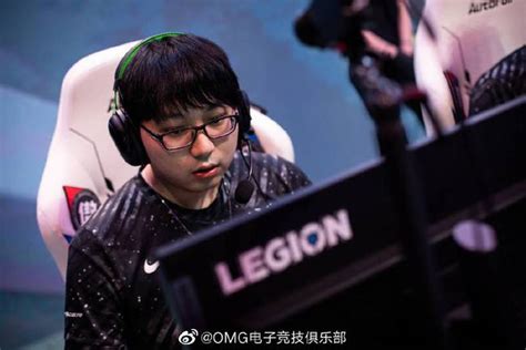 飞牛子大将军是谁 是Fly也是New宝 弹幕秀