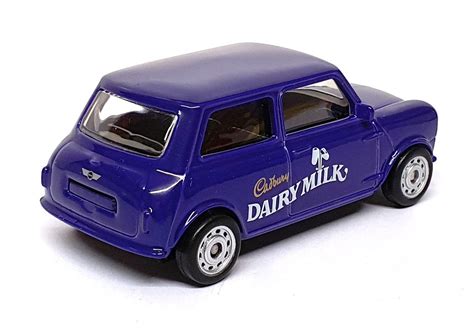 Corgi Appx 65cm Long Diecast Cp62433 Classic Mini Cadburys Dairy