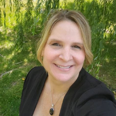 Amanda Howe Linkedin