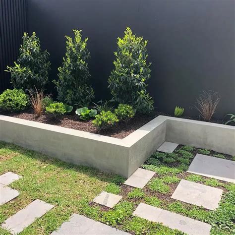 Affordable Retaining Wall Ideas For Small Yards