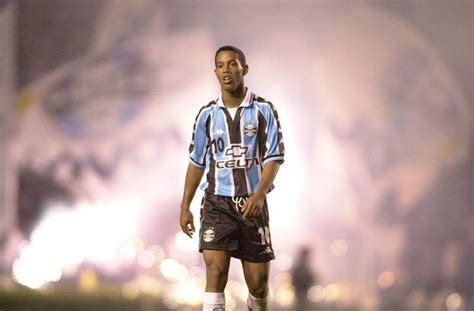 Ronaldinho In Gremio Shirt In 2000 Sport Pinterest