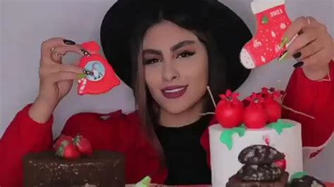 اسمر فودمونا فودکریسمسیلداکیک لیوانی