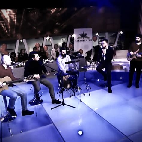 მინდა ფრთები გავშალო Youtube Music