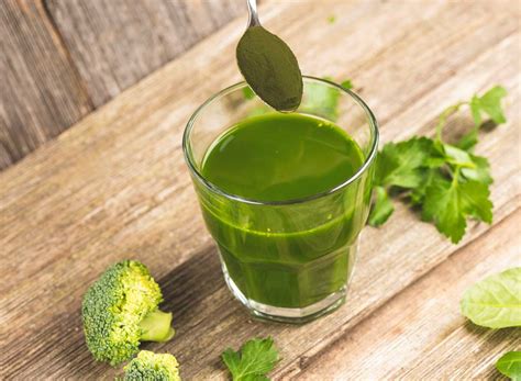 10 Best Greens Powders For 2020 Recommended By Nutritionists