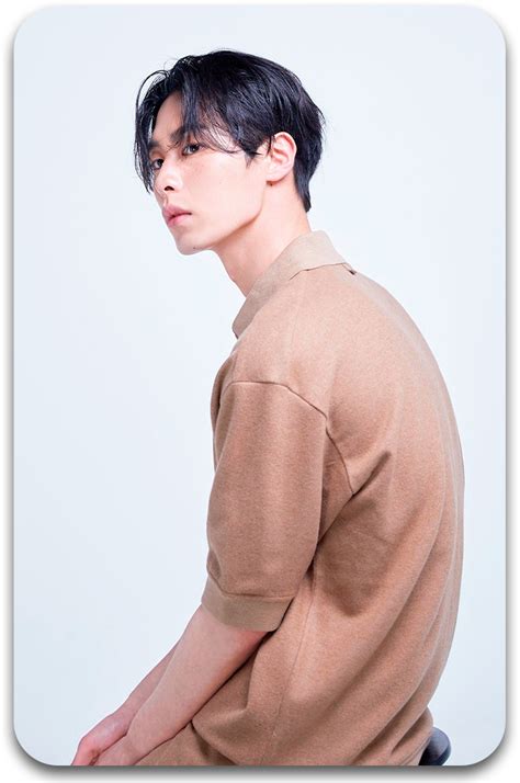 Карта 0270 Lee Jaewook купить за 50 ₽ Bertha Shop