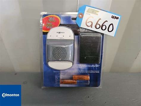 Nexxtech Battery Charger Qty 1 Michener Allen Auctioneering Ltd