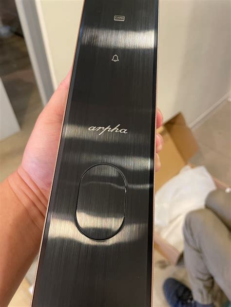 Arpha 智能生活 Mobile01網友：開箱arpha M1 3d人臉辨識電子鎖 智能居家用品get