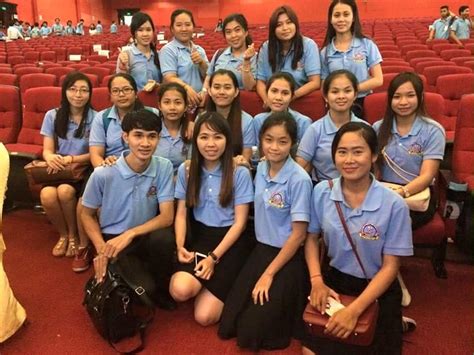 សមាជិ សម្ព័ន្ធគ្រូពេទ្យស ស យ ក សាខាសាកលវិទ្យាល័យអន្តរជាតិ