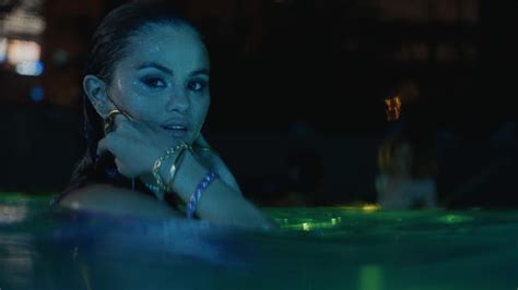 Selena Gomez Releases New Song Single Soon Watch The Music Video Abc News