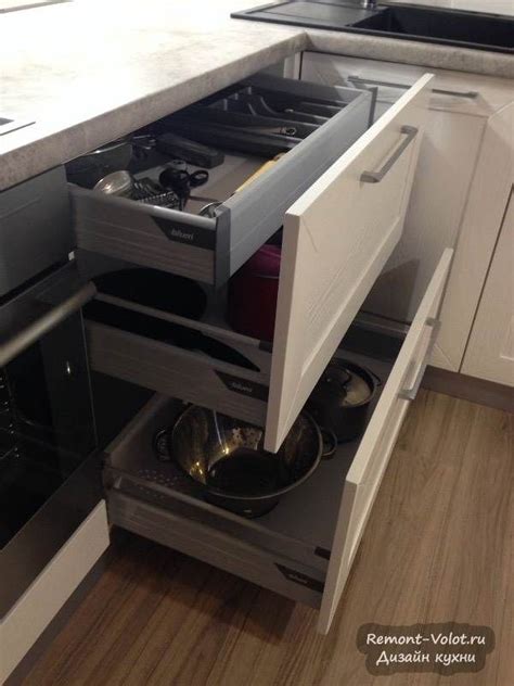 Белая кухня из лиственницы Красноярск