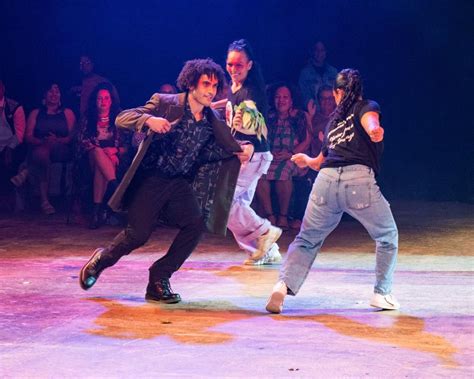 Kagara Maling Moves From Ciaf ‘runway In The Round To Prime Time Ciaf