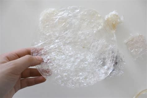 Natural Algae Sourced Alternative For Plastic Packaging