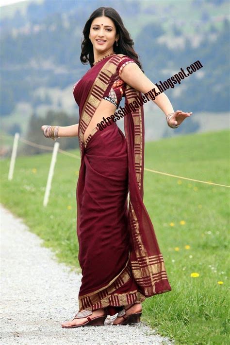 Actress Hd Gallery Shruti Hassan Half Saree And Saree Hd Photo Still