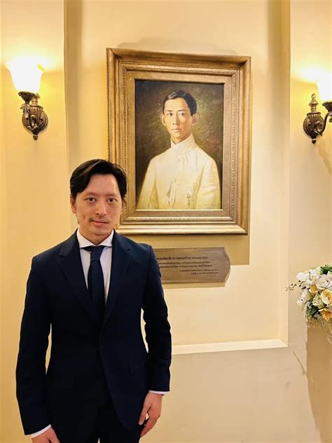 ท่านอ้น วัชรเรศร กับ ท่านอ่อง จักรีวัชร เตรียมเดินทางกลับสหรัฐอเมริกาคืนนี้ แล้วจะกลับมาใหม่