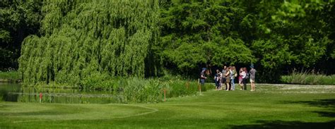 Campagne Ngf Over Golfbanen En Natuur Ngf