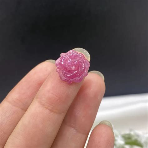 Tuyệt đẹp Hoa Mẫu đơn Ruby Trang Trí Cho Ngôi Nhà Của Bạn