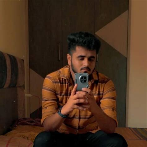 Subash Subash886 • Threads Say More
