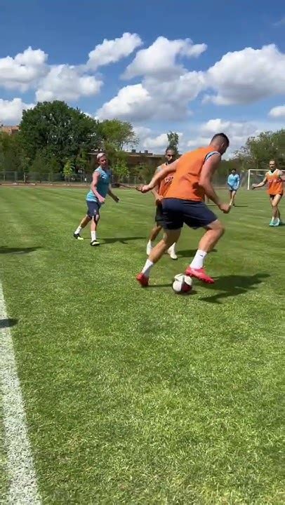 ТРЕНЕРОВКА 2ДРОТС ПЕРЕД ФИНАЛОМ МФЛ 5 медиалига спорт футбол 2drots 2дротс слон Youtube