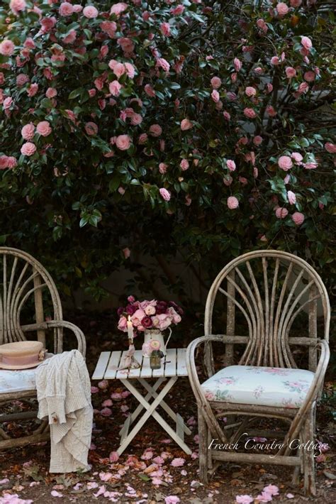 Beautiful Cottage Chair Refresh Cottage Chairs Beautiful Cottages