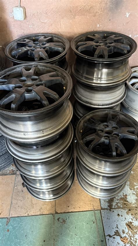 ტოიოტა პრიუსის ნაწილები Toyota Prius Parts 558290088 მეზამე თაობის რესტაილინგის დისკები 220