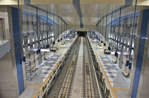 Пускат третия лъч на метрото през април