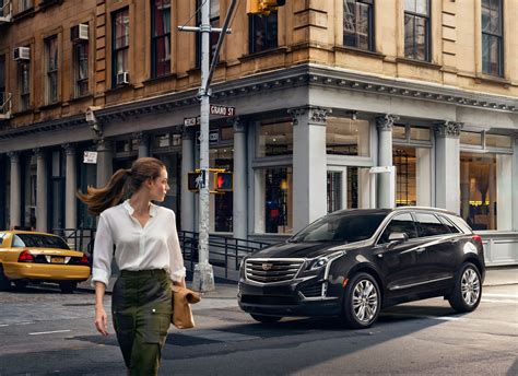 Single Women Are Driving Demand For Suvs Report Says